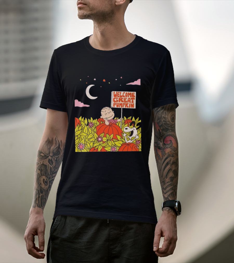 Linus And Snoopy Welcome Great Pumpkin Peanuts Moonlit Patch T-Shirt
