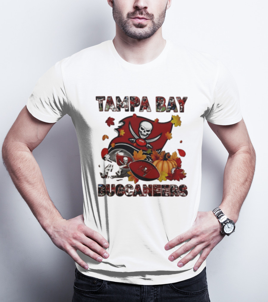 Tampa Bay Buccaneers Autumn 2026 Skull And Crossed Swords Football Pumpkin Decor T-Shirt