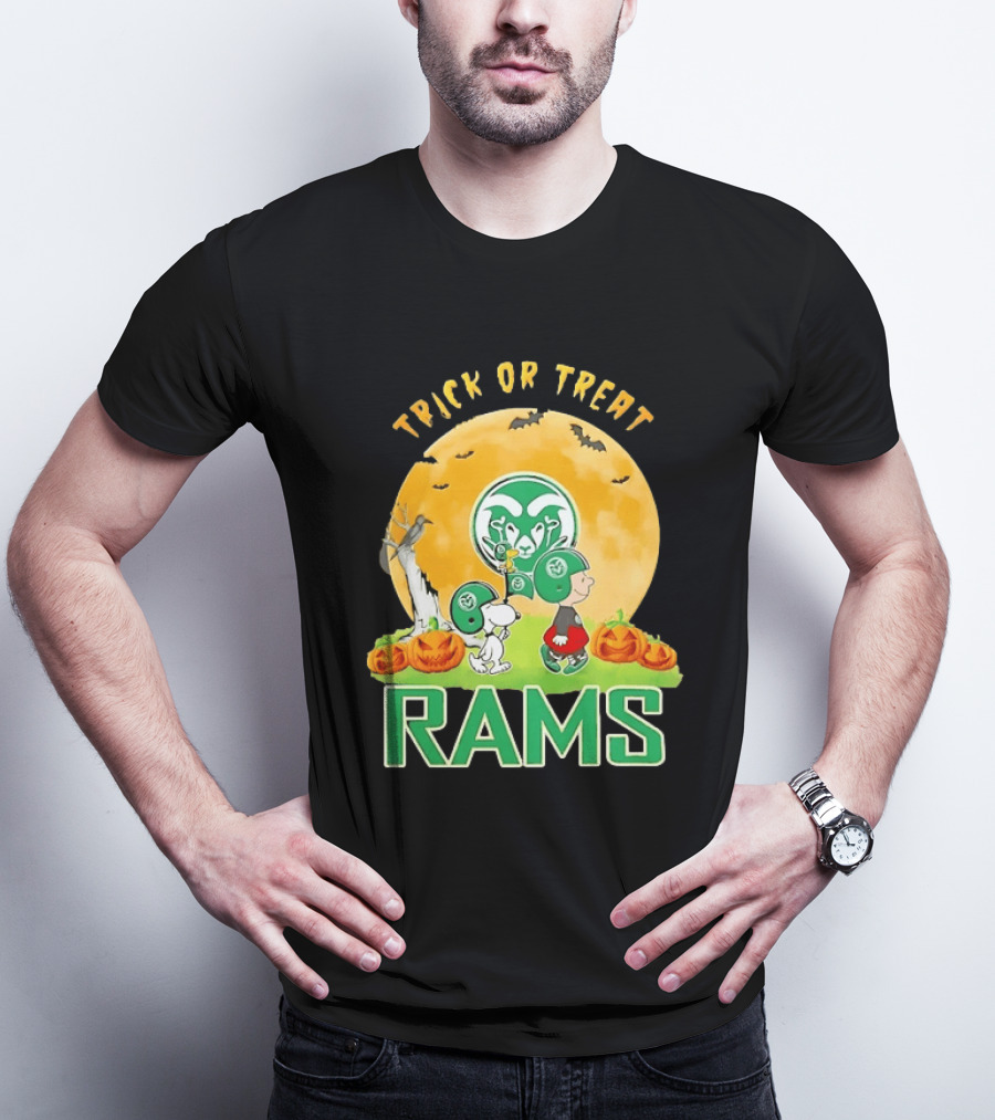 Snoopy Charlie Brown Woodstock Colorado State Rams Trick Or Treat Halloween Moon T-Shirt