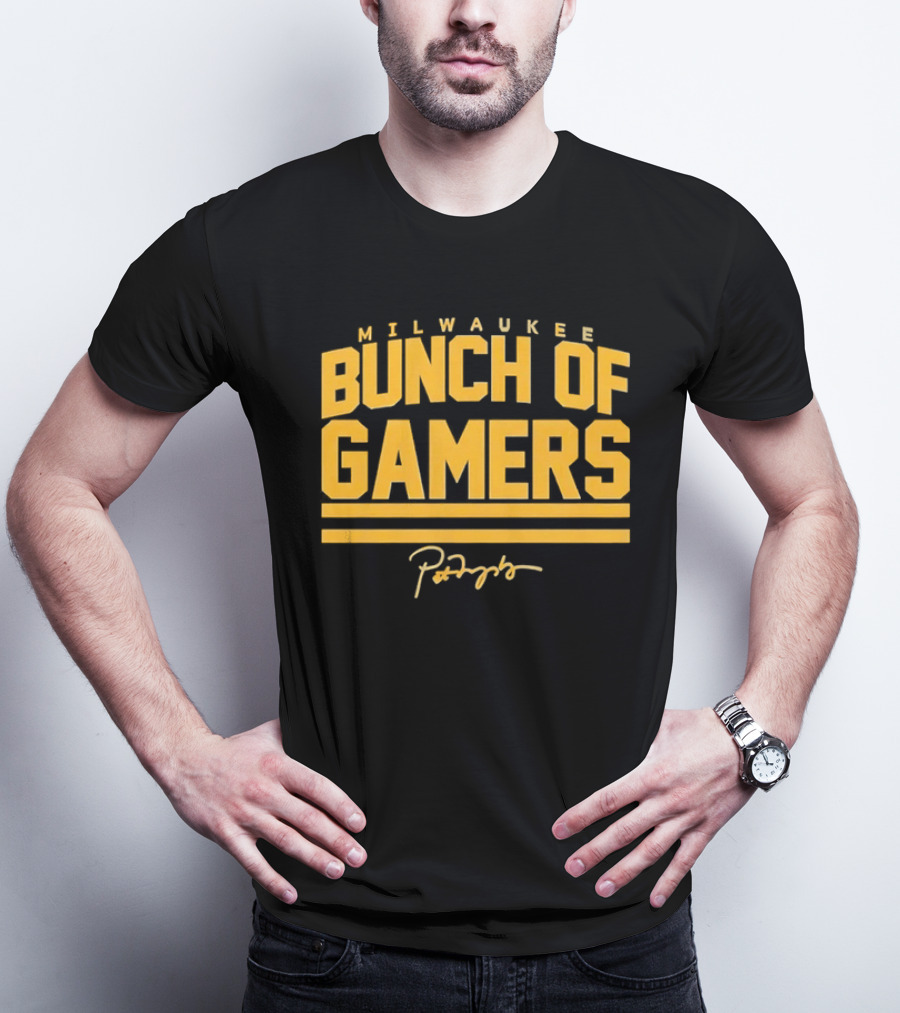 Milwaukee Bunch Of Gamers Baseball Players T-Shirt