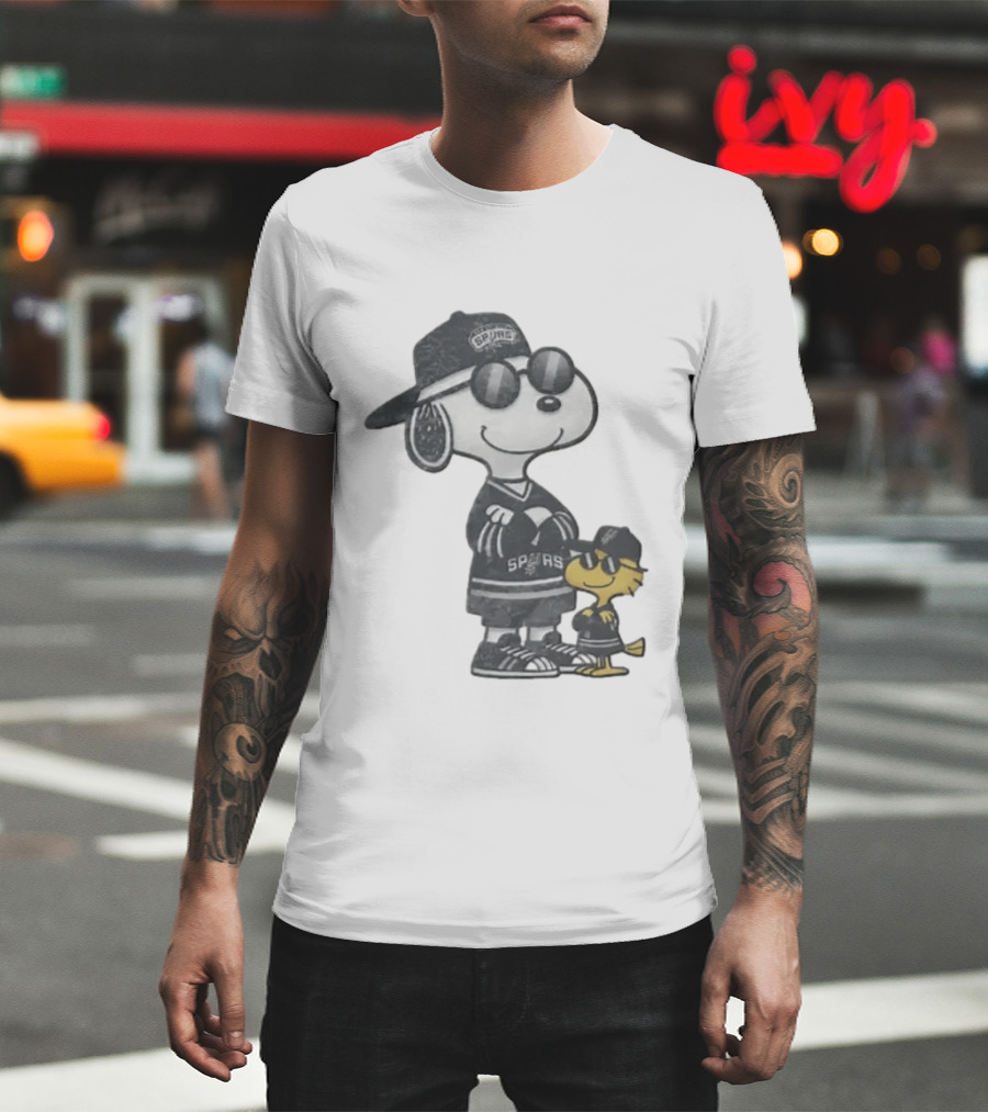 Snoopy Woodstock San Antonio Spurs NBA Fans T-Shirt