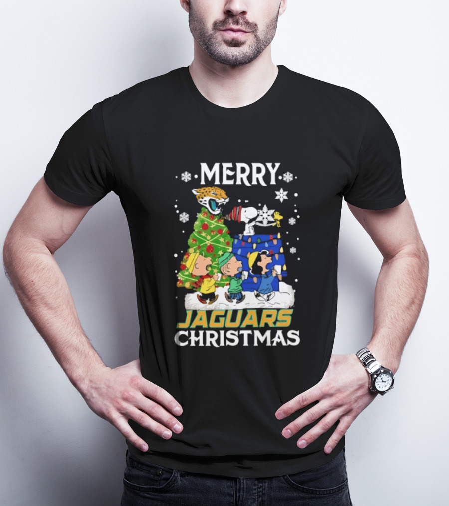 Peanuts Merry Jaguars Christmas Charlie Brown Snoopy Tree T-Shirt
