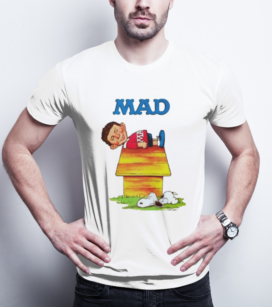 Alfred E Neuman MAD Magazine Snoopy Doghouse October 1970 T-Shirt