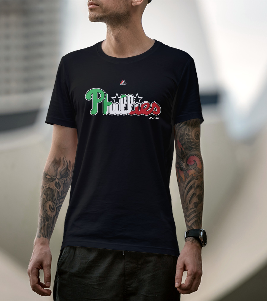 Philadelphia Phillies Majestic Phillies Green Red Black White Star T-Shirt