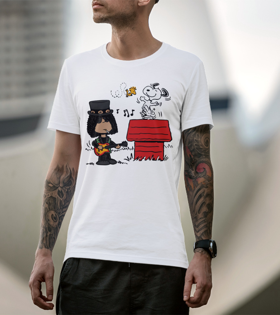 Slash Style Guitarist With Snoopy And Woodstock Playing Music T-Shirt