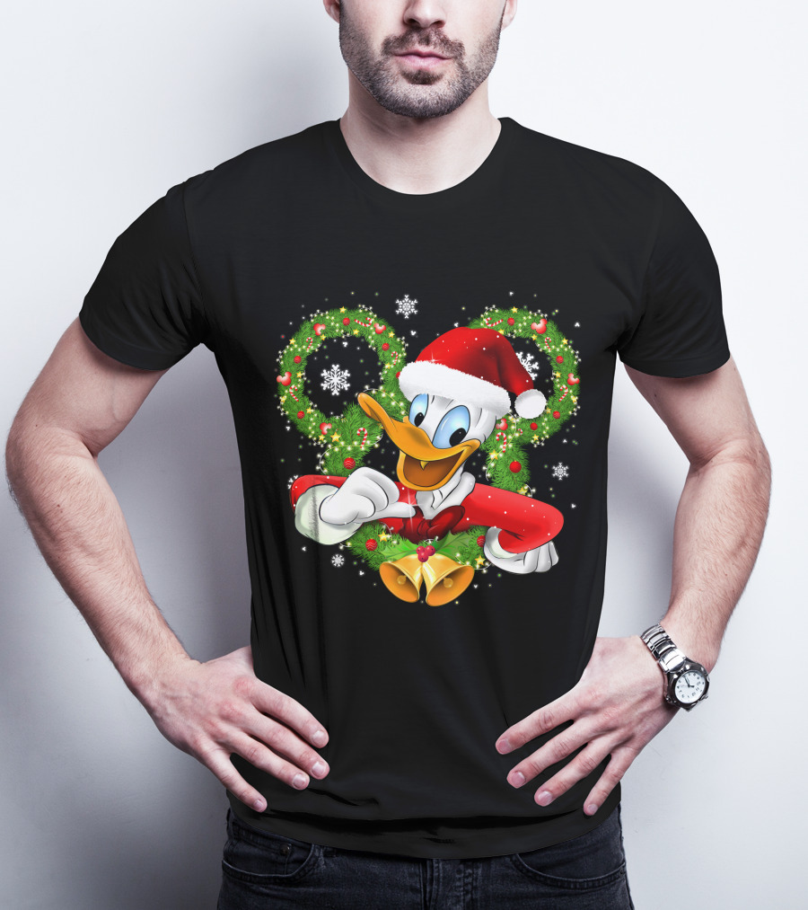 Santa Donald Duck Christmas Wreath Snowflakes T-Shirt