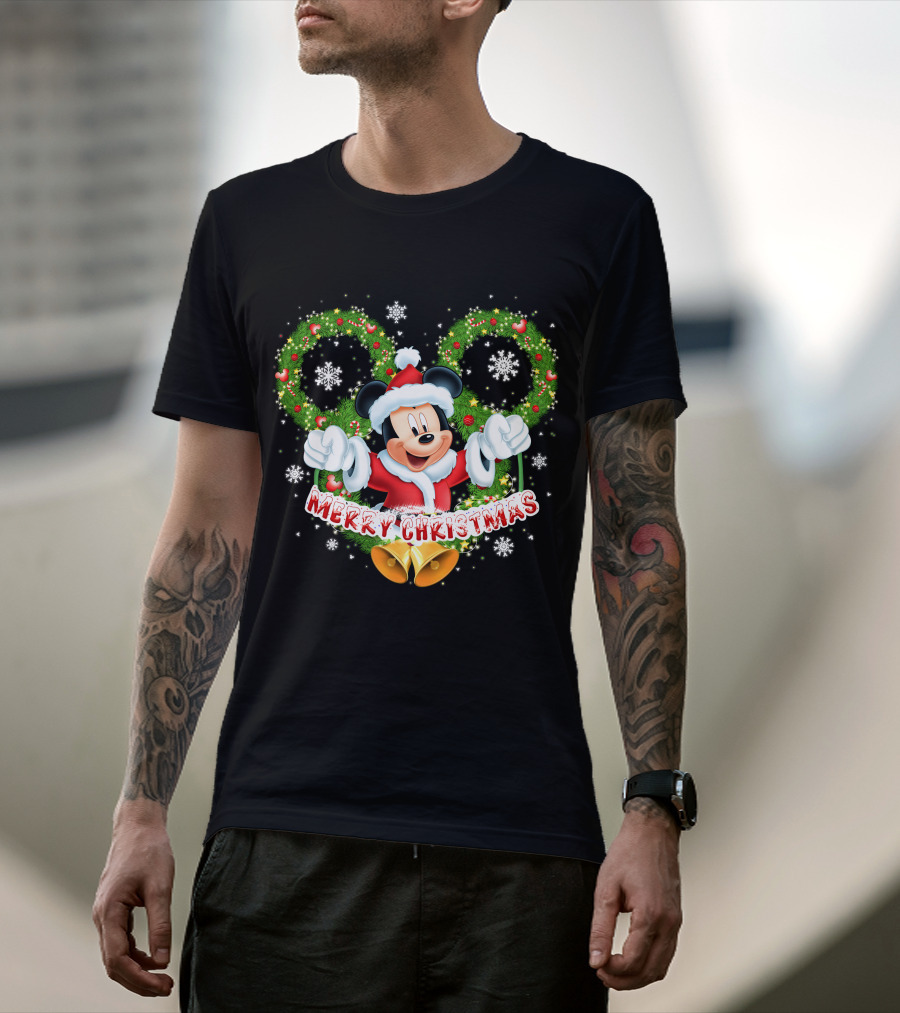 Mickey Mouse Merry Christmas Wreaths And Snowflakes T-Shirt