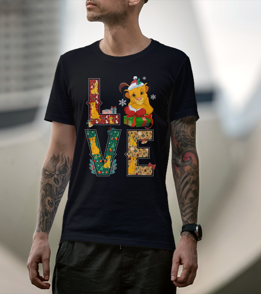 Love Christmas Simba Holiday Gifts And Decorations T-Shirt