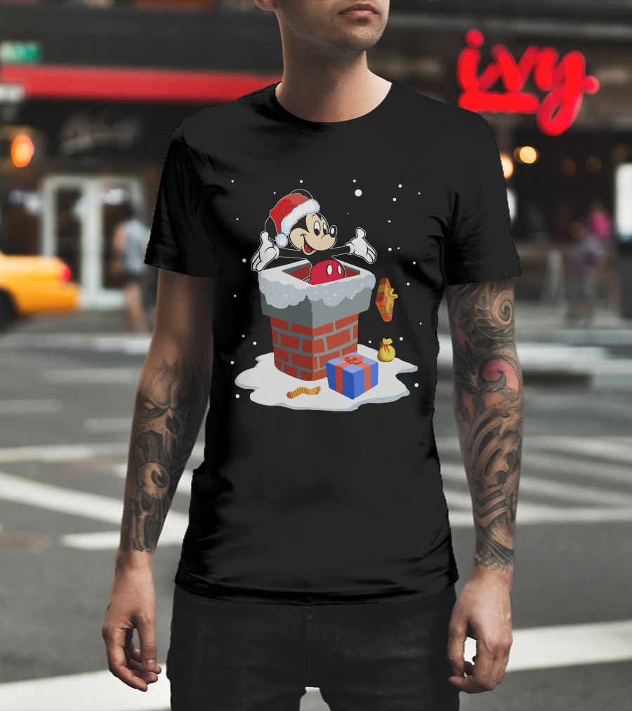 Mickey In Santa Hat Exiting Chimney With Gifts And Snow T-Shirt