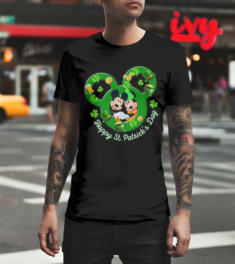 Happy St. Patrick's Day Mickey Minnie Shamrocks And Green Hats T-Shirt