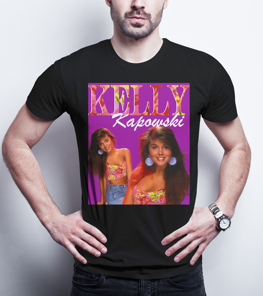 Kelly Kapowski Saved By The Bell 90s Iconic Style Retro Vibes T-Shirt