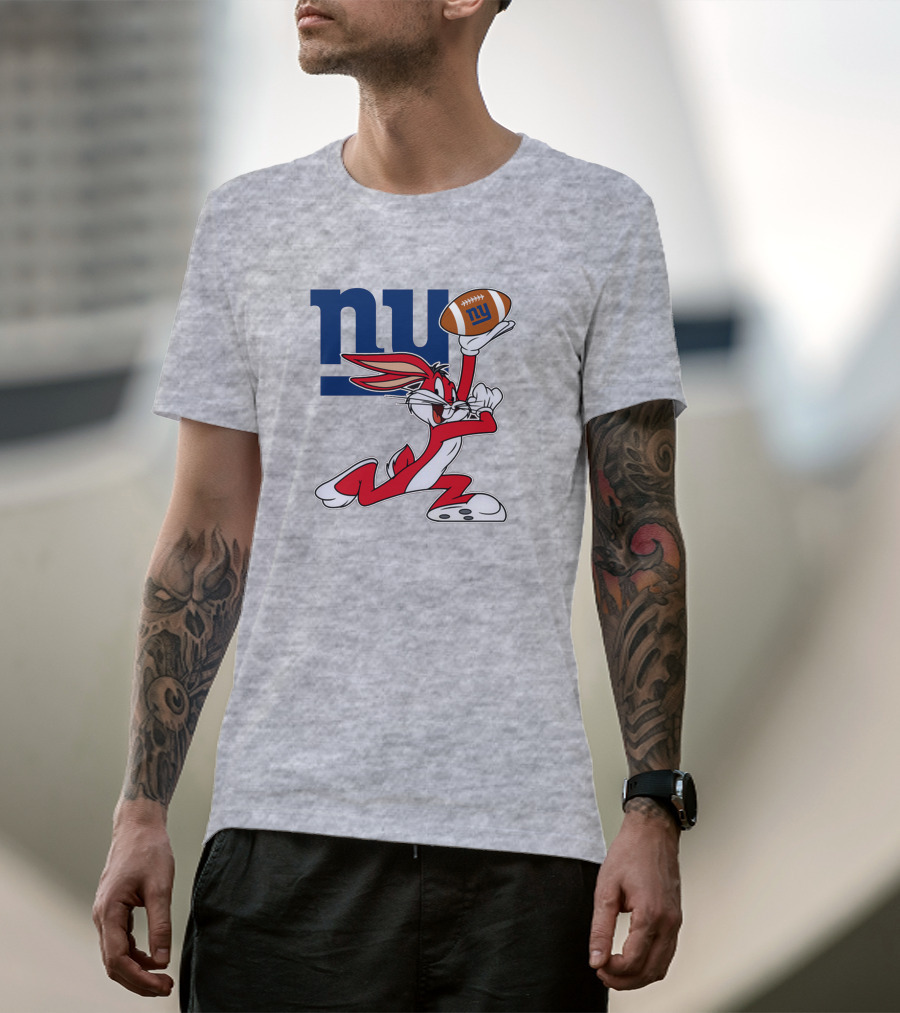 New York Giants Bugs Bunny Football T-Shirt
