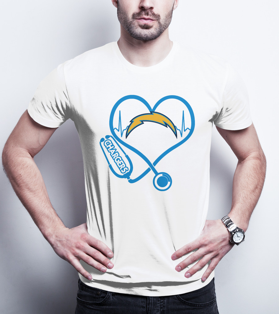 Nurse Love Chargers Heartbeat Stethoscope Football Fan T-Shirt