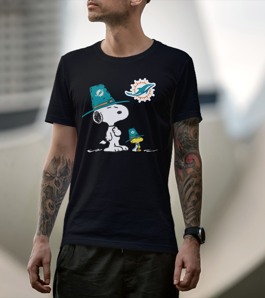 Miami Dolphins Snoopy Woodstock Thanksgiving Football T-Shirt