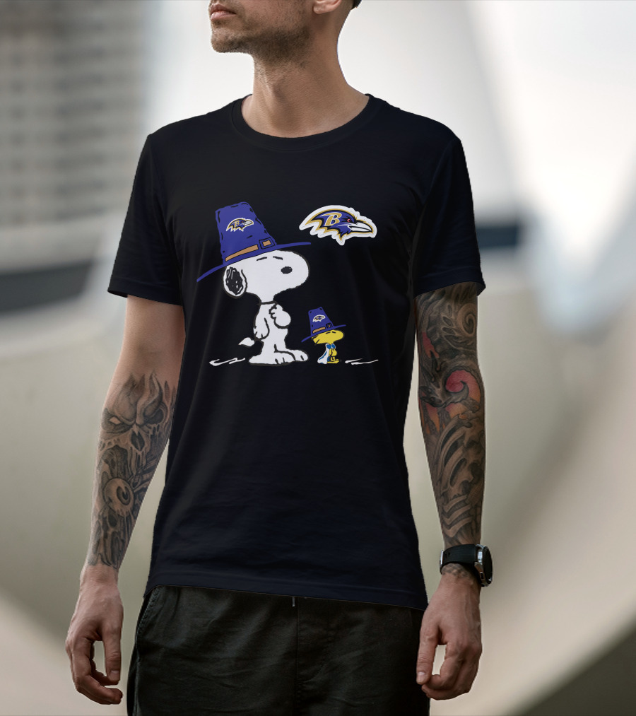 Ravens Snoopy And Woodstock Thanksgiving Pilgrim Hats Nfl Baltimore Ravens T-Shirt