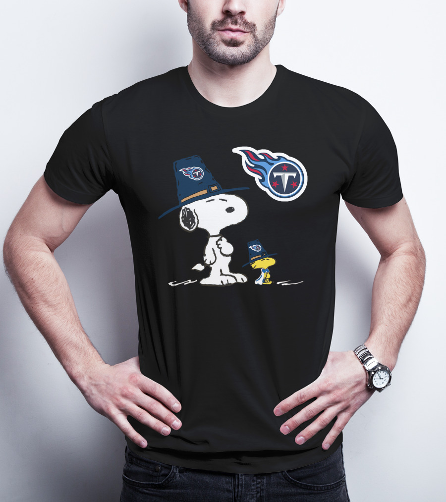 Tennessee Titans Snoopy And Woodstock Pilgrim Hats T-Shirt