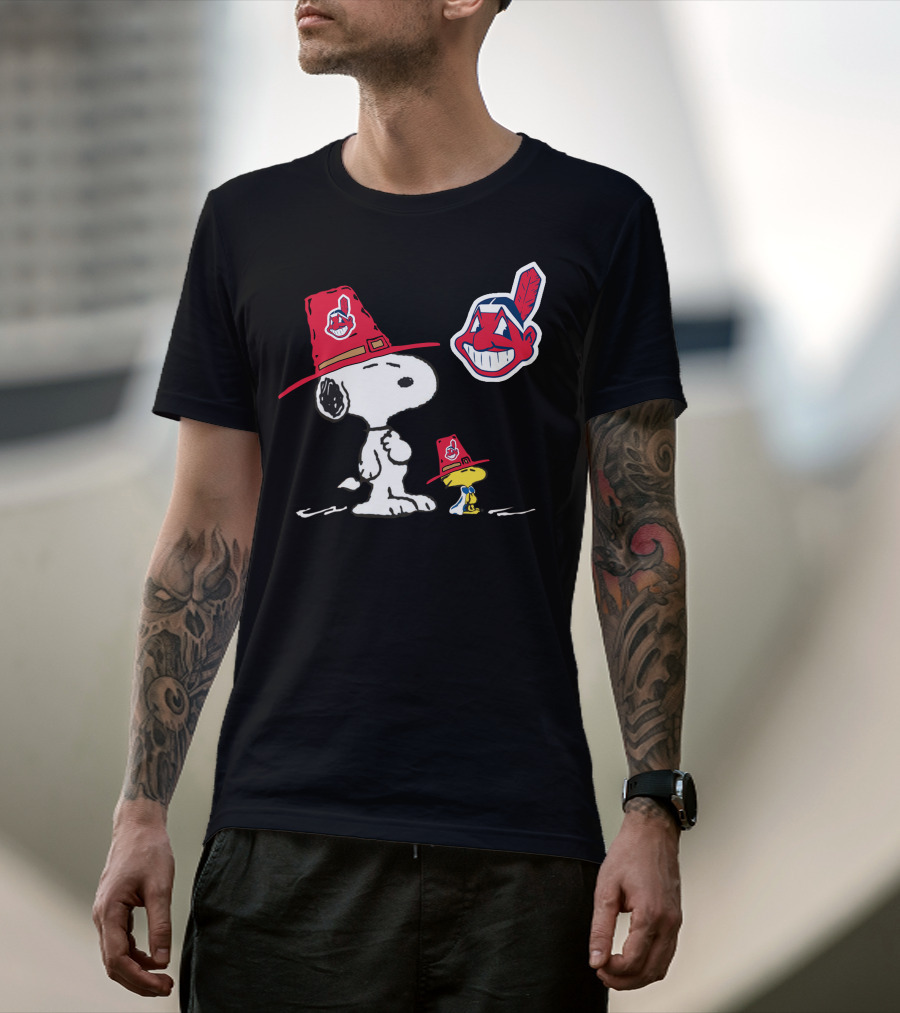 Cleveland Indians Snoopy Woodstock Chief Wahoo Hat T-Shirt