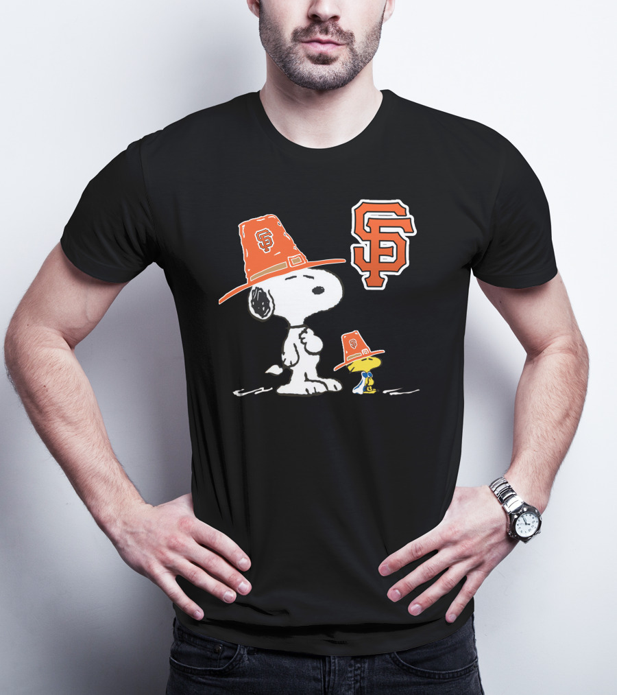San Francisco Giants Snoopy Woodstock Thanksgiving Hat T-Shirt