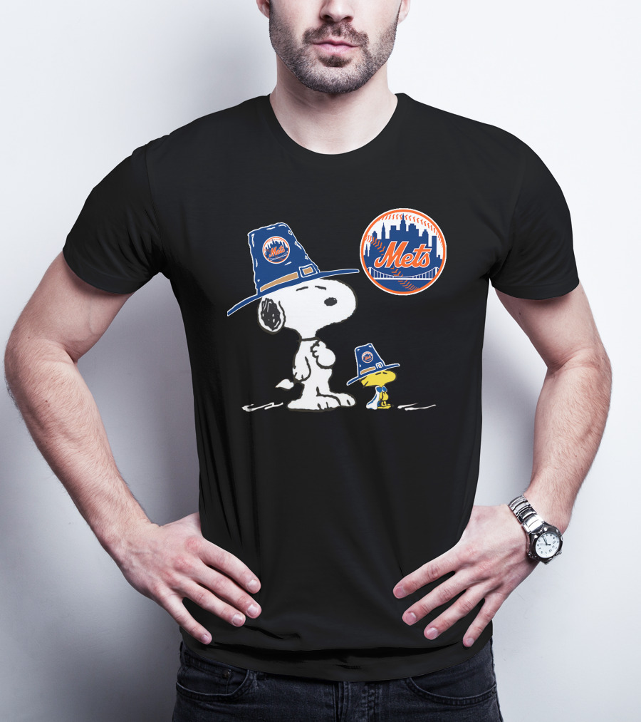 Mets Peanuts Snoopy And Woodstock Thanksgiving Pilgrim Hats T-Shirt
