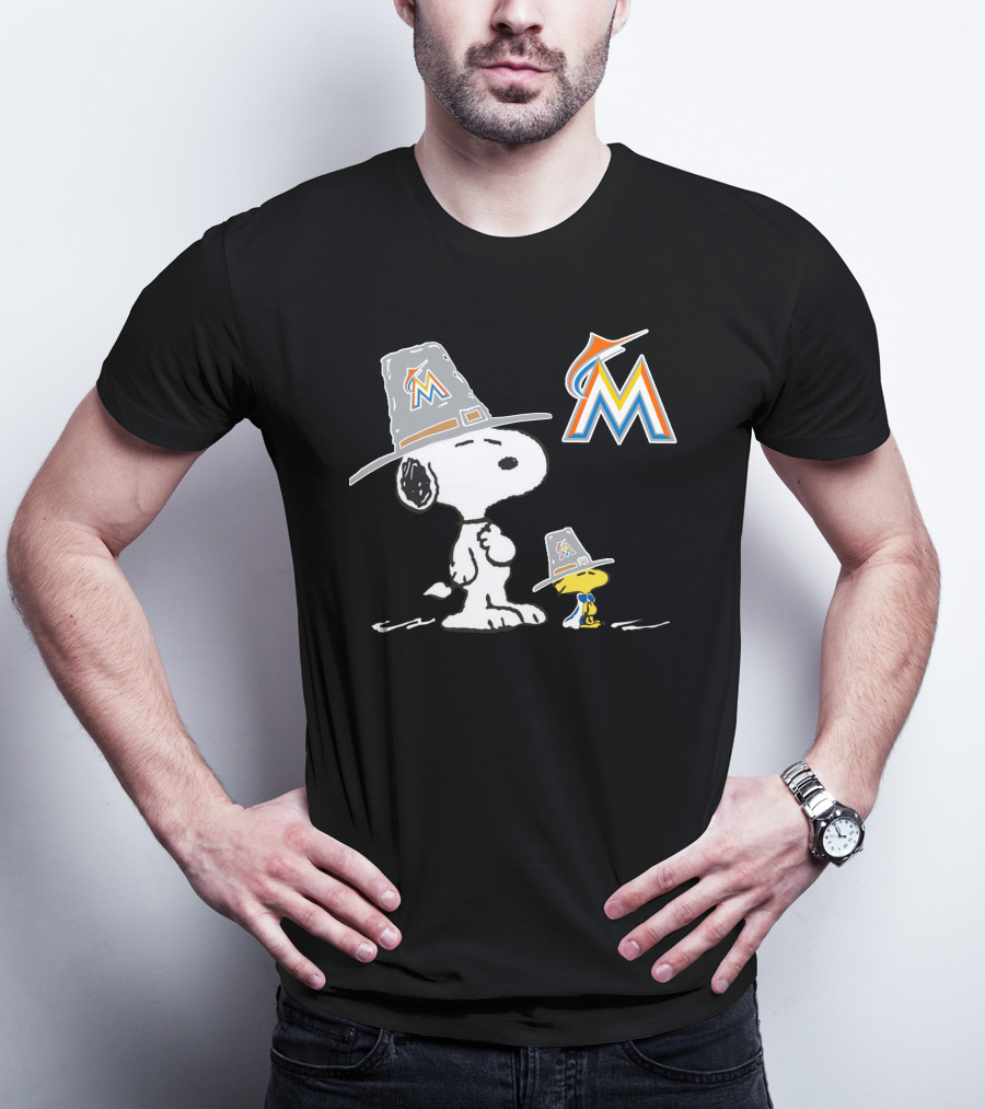 Miami Marlins Snoopy Woodstock Pilgrim Hats T-Shirt