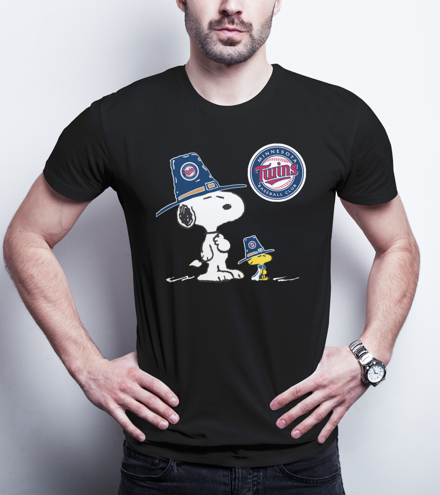 Minnesota Twins Baseball Club Snoopy And Woodstock T-Shirt