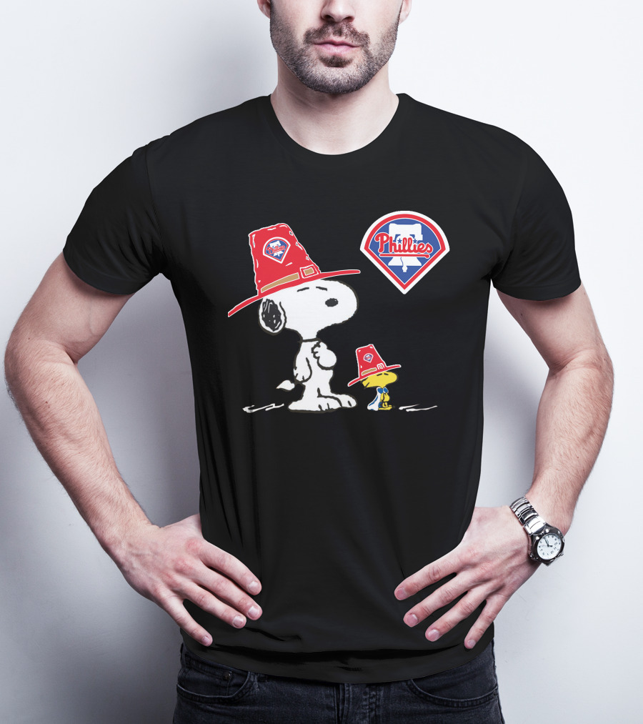 Philadelphia Phillies Snoopy Woodstock With Phillies Logo Hats T-Shirt