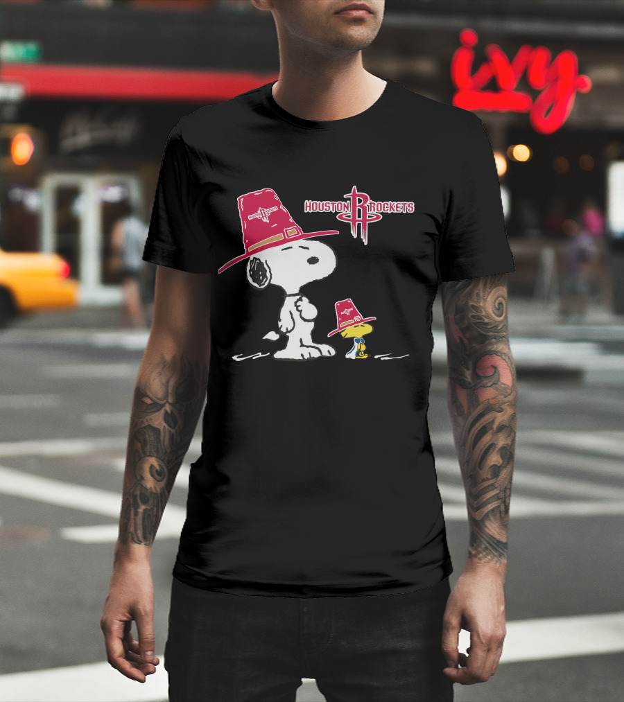 Houston Rockets Snoopy Woodstock Cowboy Hat T-Shirt