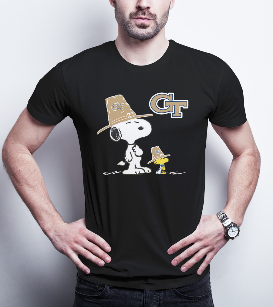 Georgia Tech Yellow Jackets Snoopy And Woodstock With Pilgrim Hats GT T-Shirt