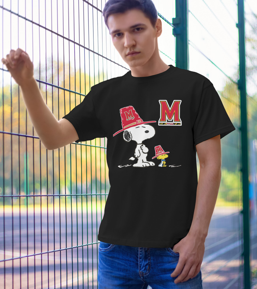 Maryland Terrapins Snoopy And Woodstock Pilgrim Hats T-Shirt