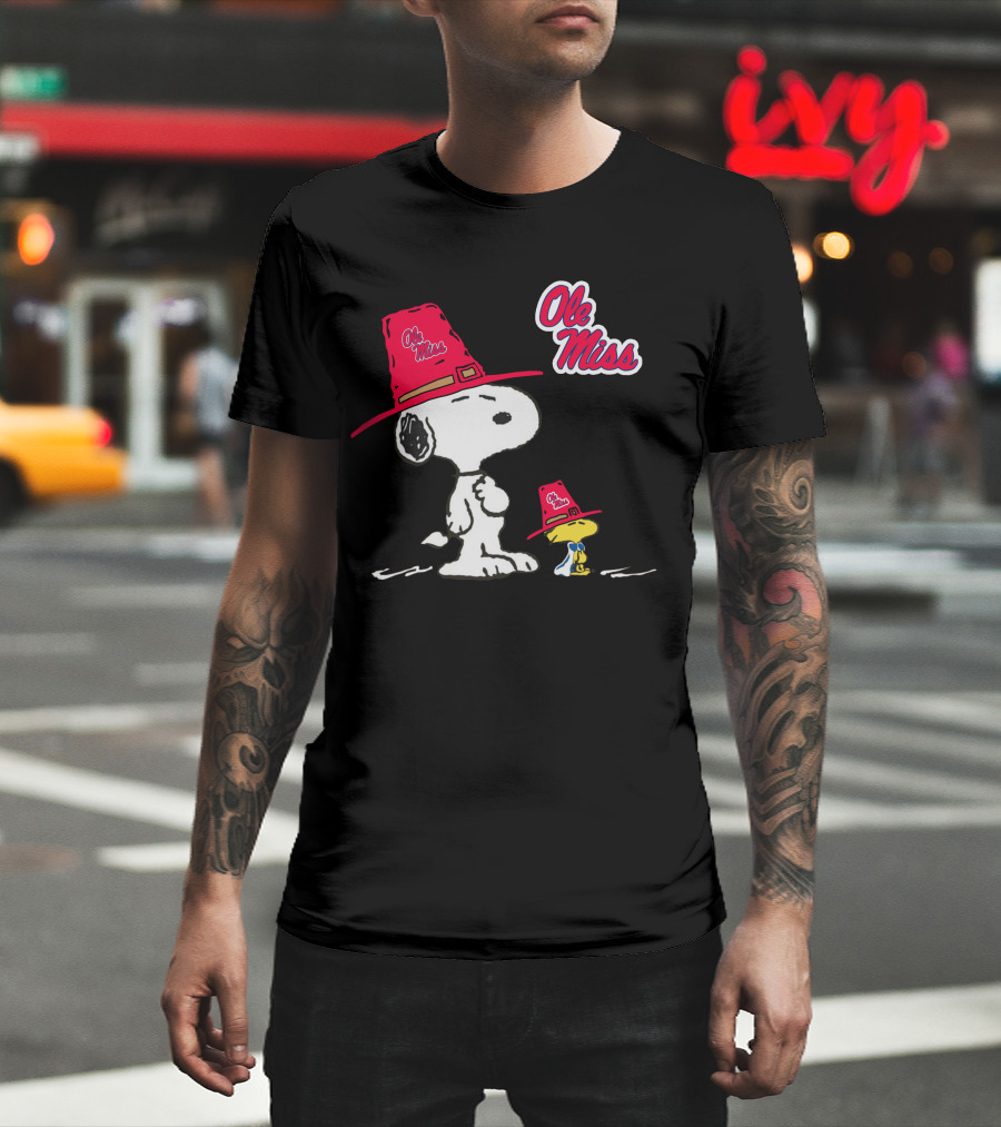 Ole Miss Snoopy And Woodstock In Rebel Hats T-Shirt