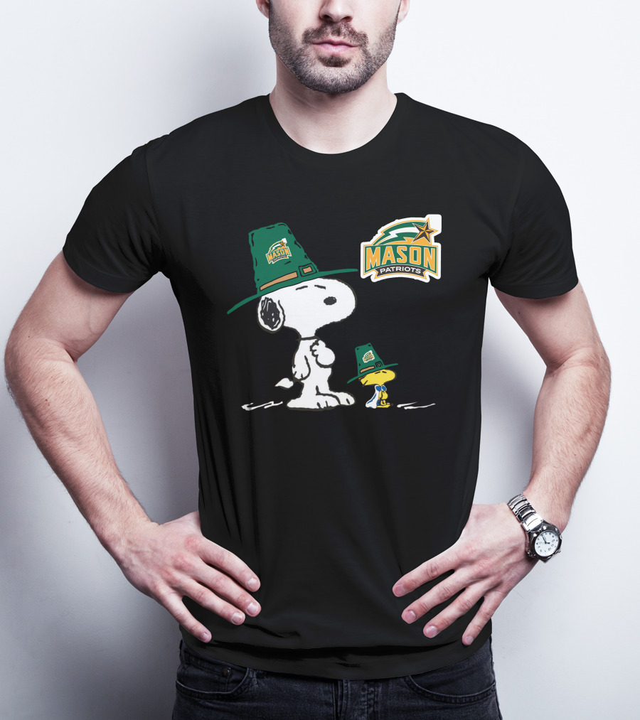 George Mason Patriots Snoopy And Woodstock Peanuts T-Shirt