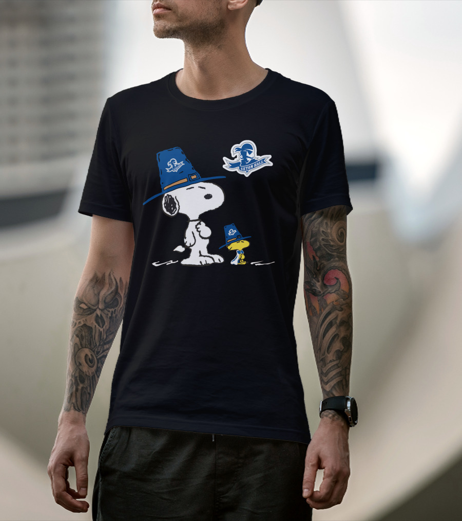 Seton Hall Snoopy And Woodstock In Seton Hall Pirate Hats T-Shirt