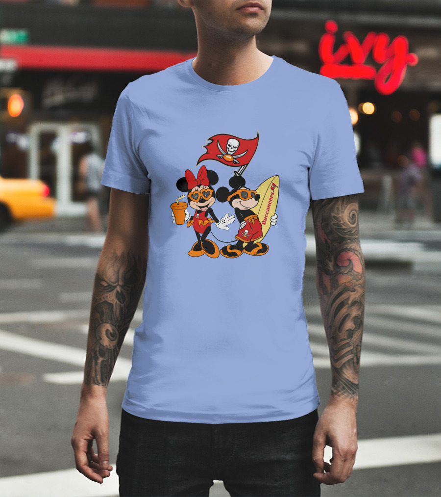 Buccaneers Vacation Mickey And Minnie With Pirate Flag And Surfboard T-Shirt