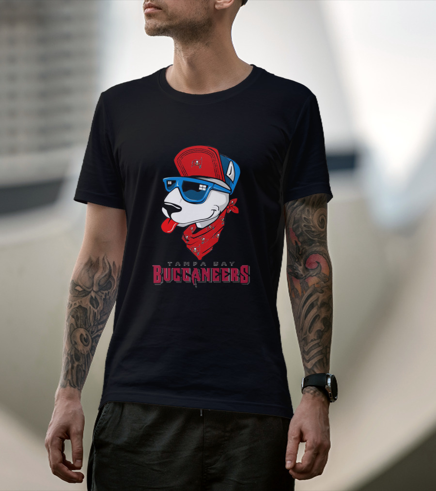 Tampa Bay Buccaneers Bull Terrier T-Shirt