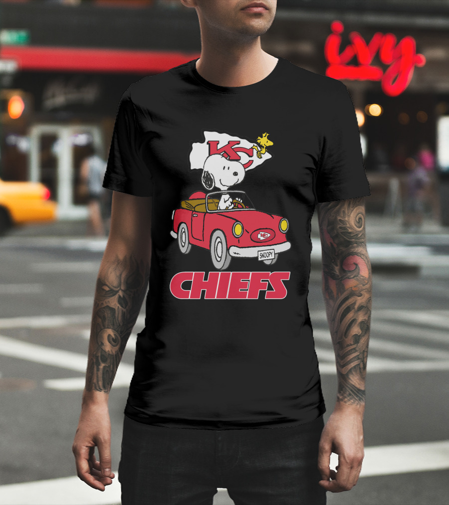 Chiefs Snoopy Driving With KC Flag T-Shirt