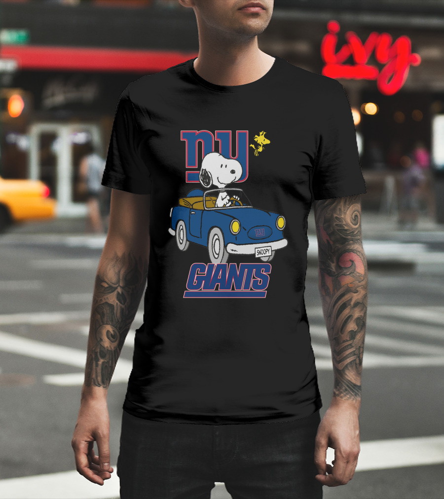 NY Giants Snoopy And Woodstock In Blue Car Ride T-Shirt