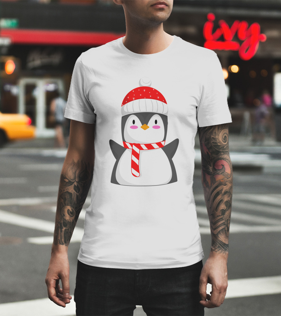 Pinguine Wearing Red Hat And Scarf Resembling A Snowman T-Shirt
