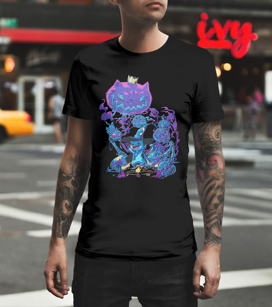 LIRIK HALLOWEEN Cat Wizard With Crown And Glowing Pumpkins T-Shirt
