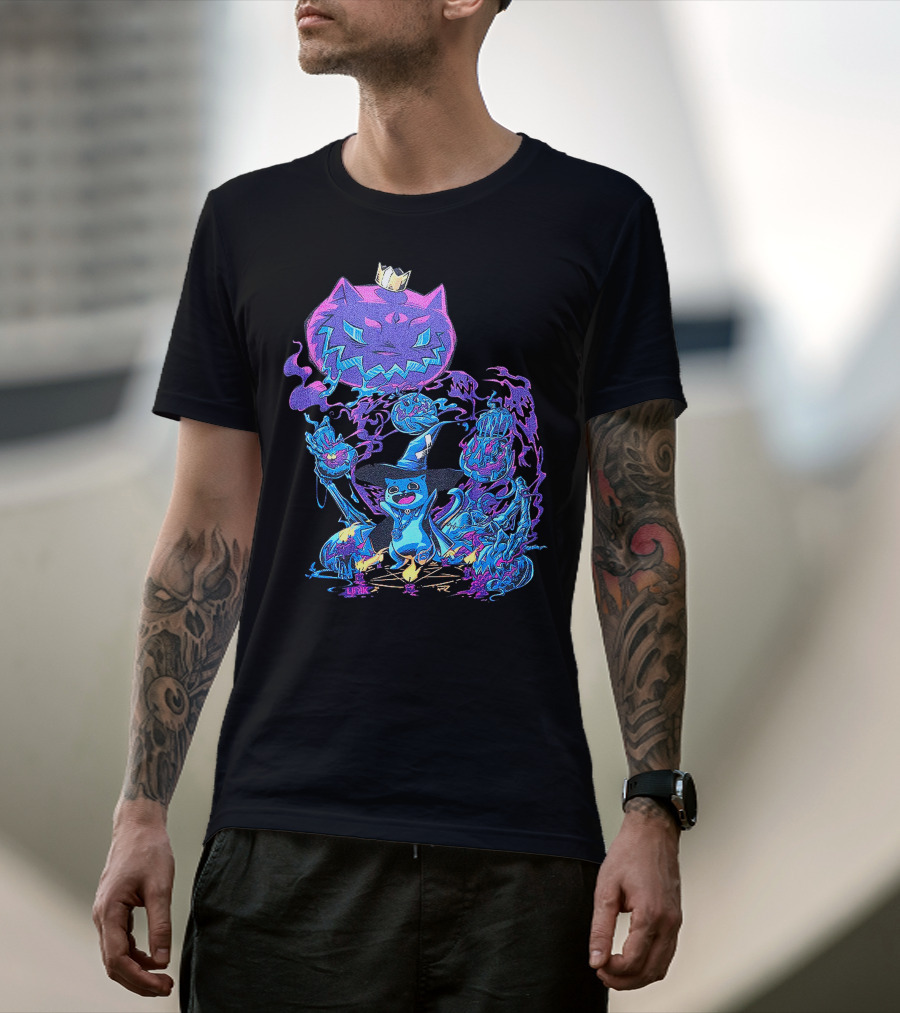 LIRIK HALLOWEEN Cat Wizard With Crown And Glowing Pumpkins T-Shirt