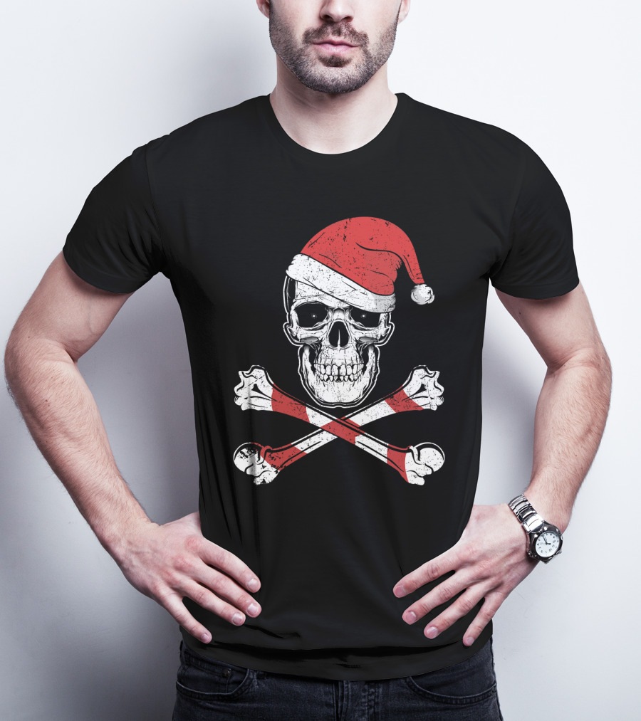 Pirate Jolly Roger Santa Hat Skull Christmas T-Shirt