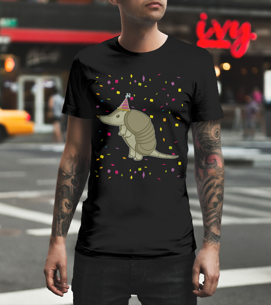 Funny Armadillo Birthday Celebration With Party Hat And Confetti T-Shirt