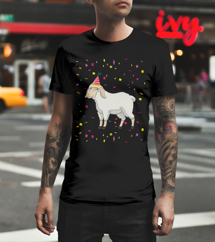 Funny Birthday Sheep With Party Hat And Confetti T-Shirt