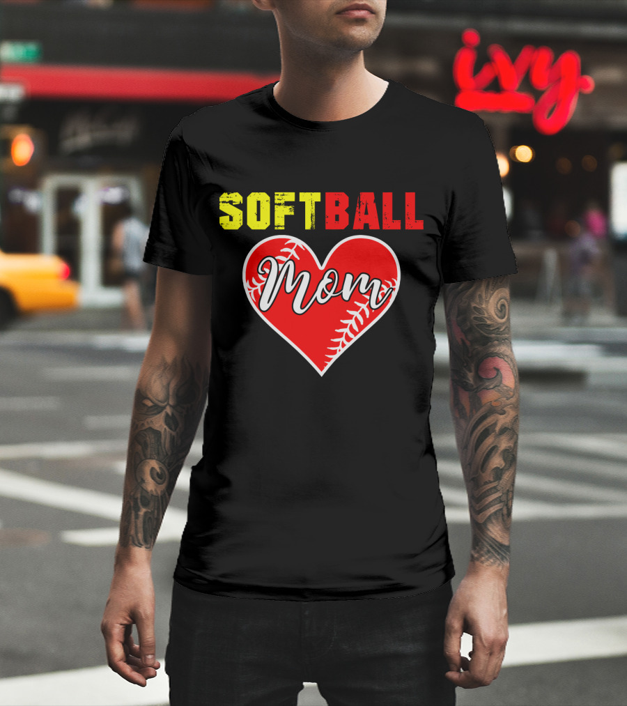 Softball Mom Heart Softball Fans T-Shirt
