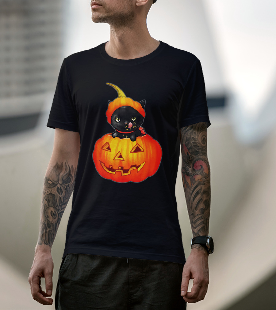 Funny Halloween Cats And Pumpkins With Scary Black Cat T-Shirt