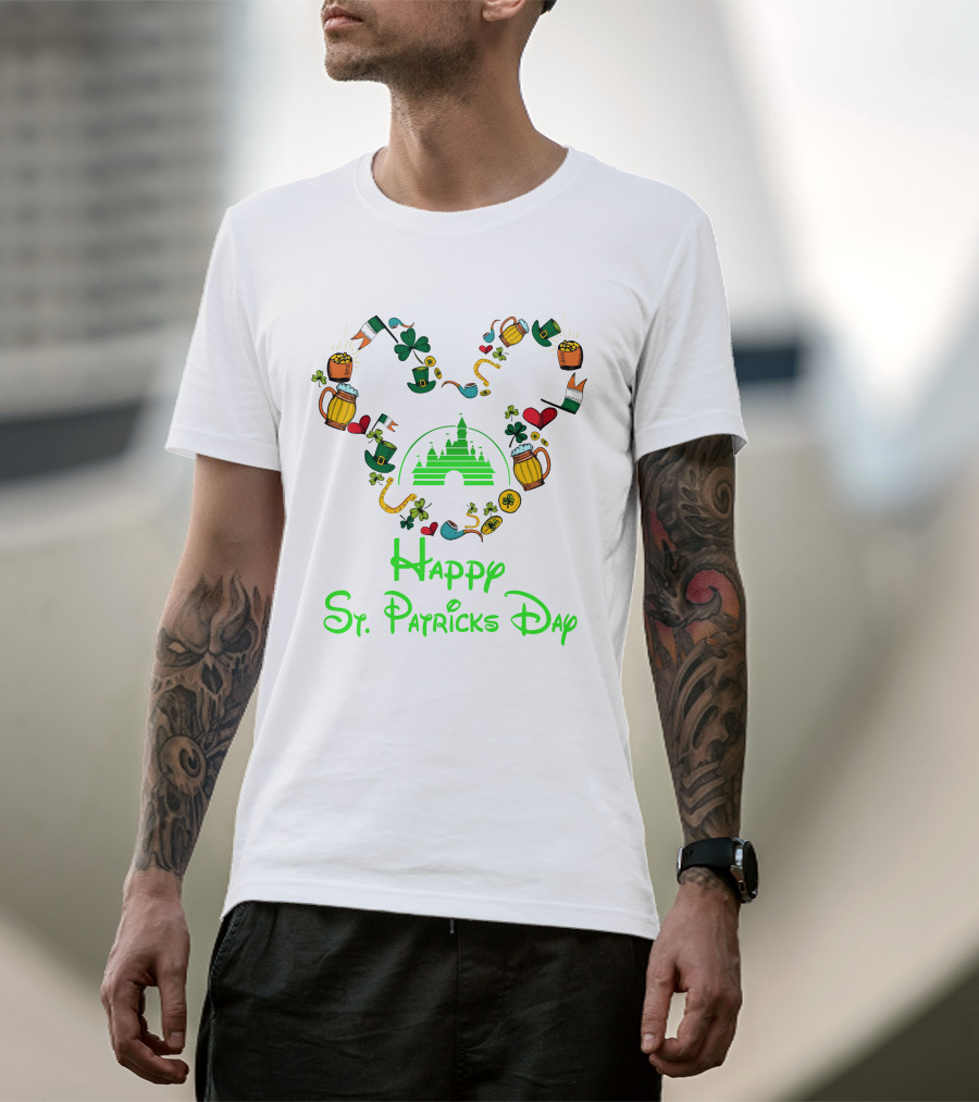 Happy St. Patrick's Day Castle And Shamrocks T-Shirt