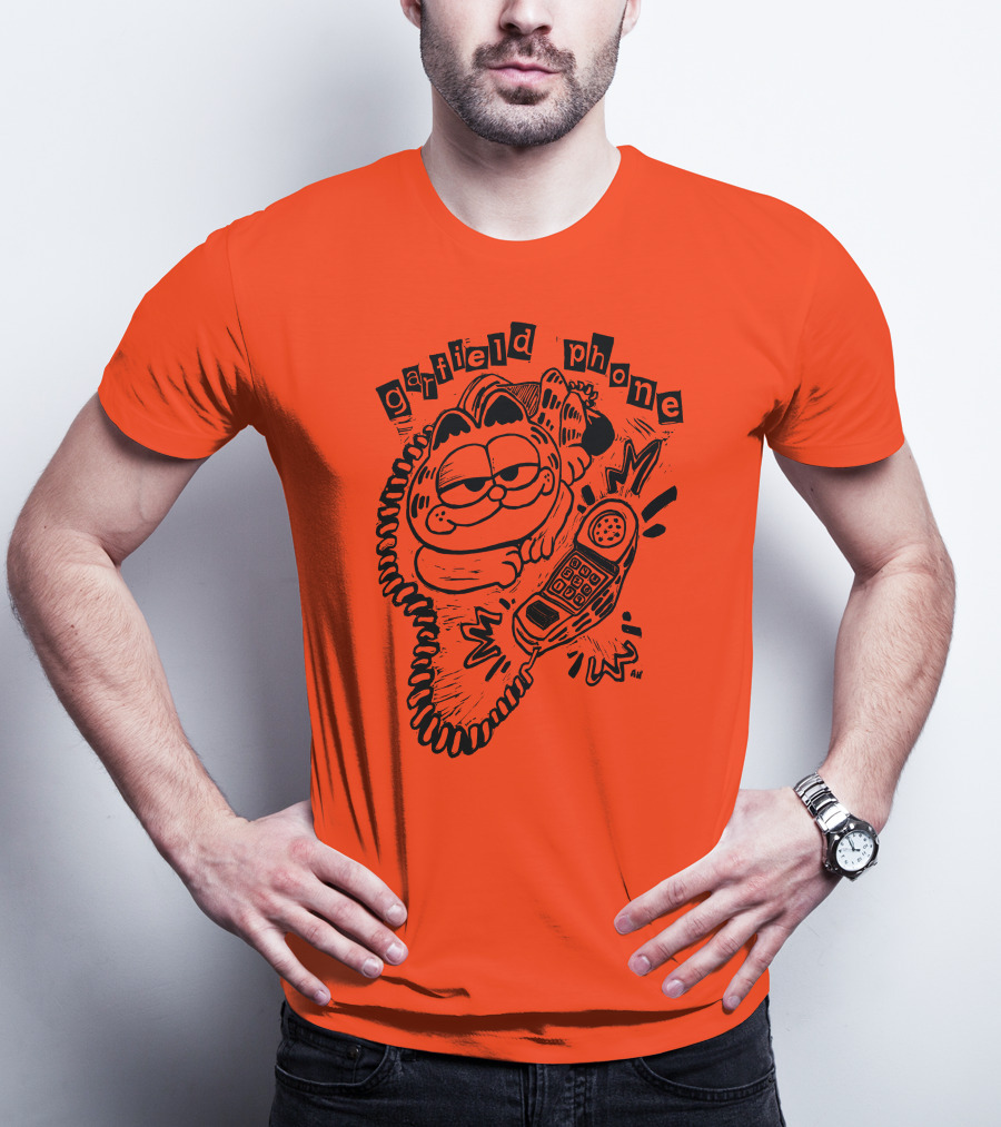 Craftsanity Shop Garfield Phone Relaxed Vintage Comic Vibe T-Shirt