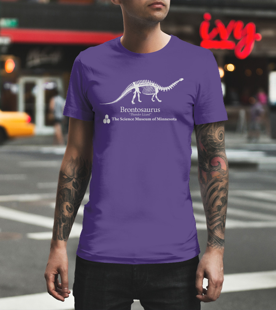 Brontosaurus Thunder Lizard Dinosaur Skeleton The Science Museum Of Minnesota T-Shirt