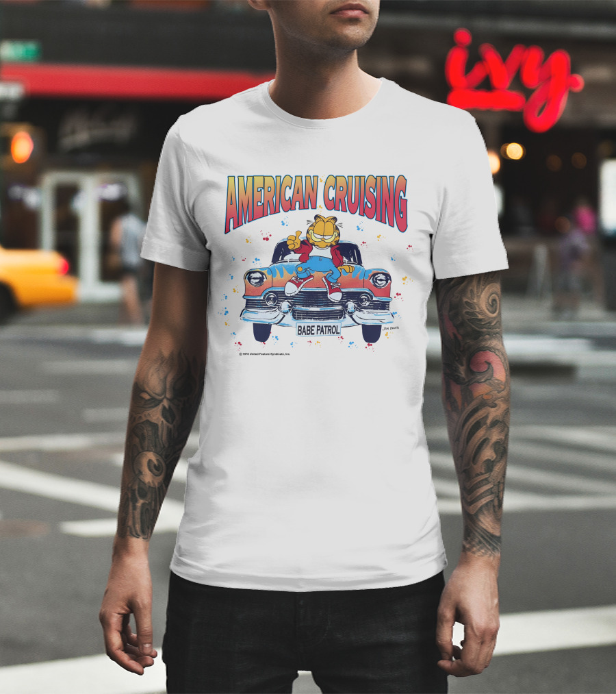 Garfield American Cruising Babe Patrol Vintage Car Fun T-Shirt