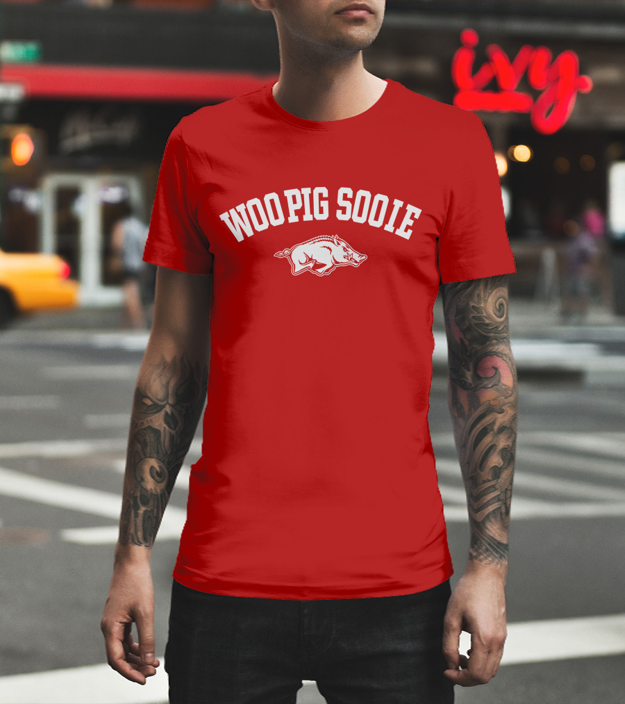 WOO PIG SOOIE Arkansas Razorbacks T-Shirt