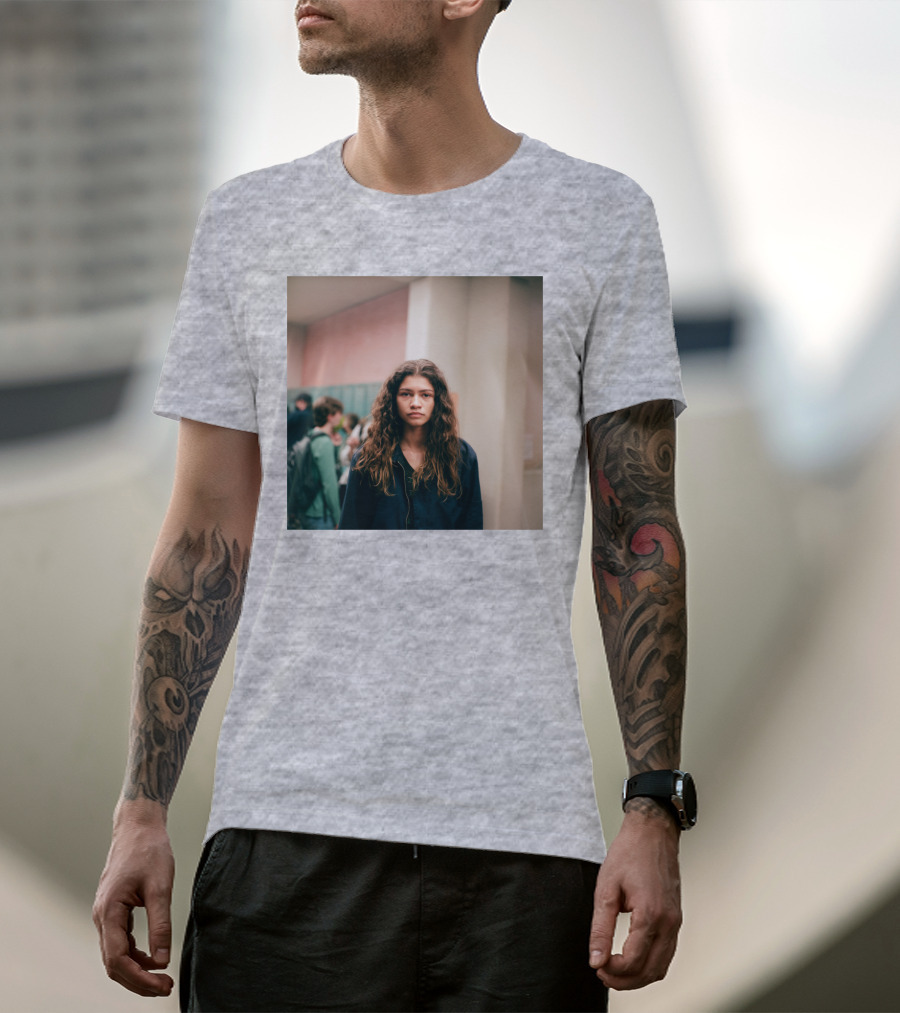Labrinth Euphoria Season 2 Music Labrinth-Music Shop Rue Hallway Scene T-Shirt